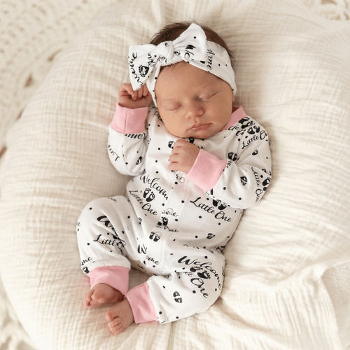 Newborn Baby Clothes Sizes Explained | Lottie & Lysh